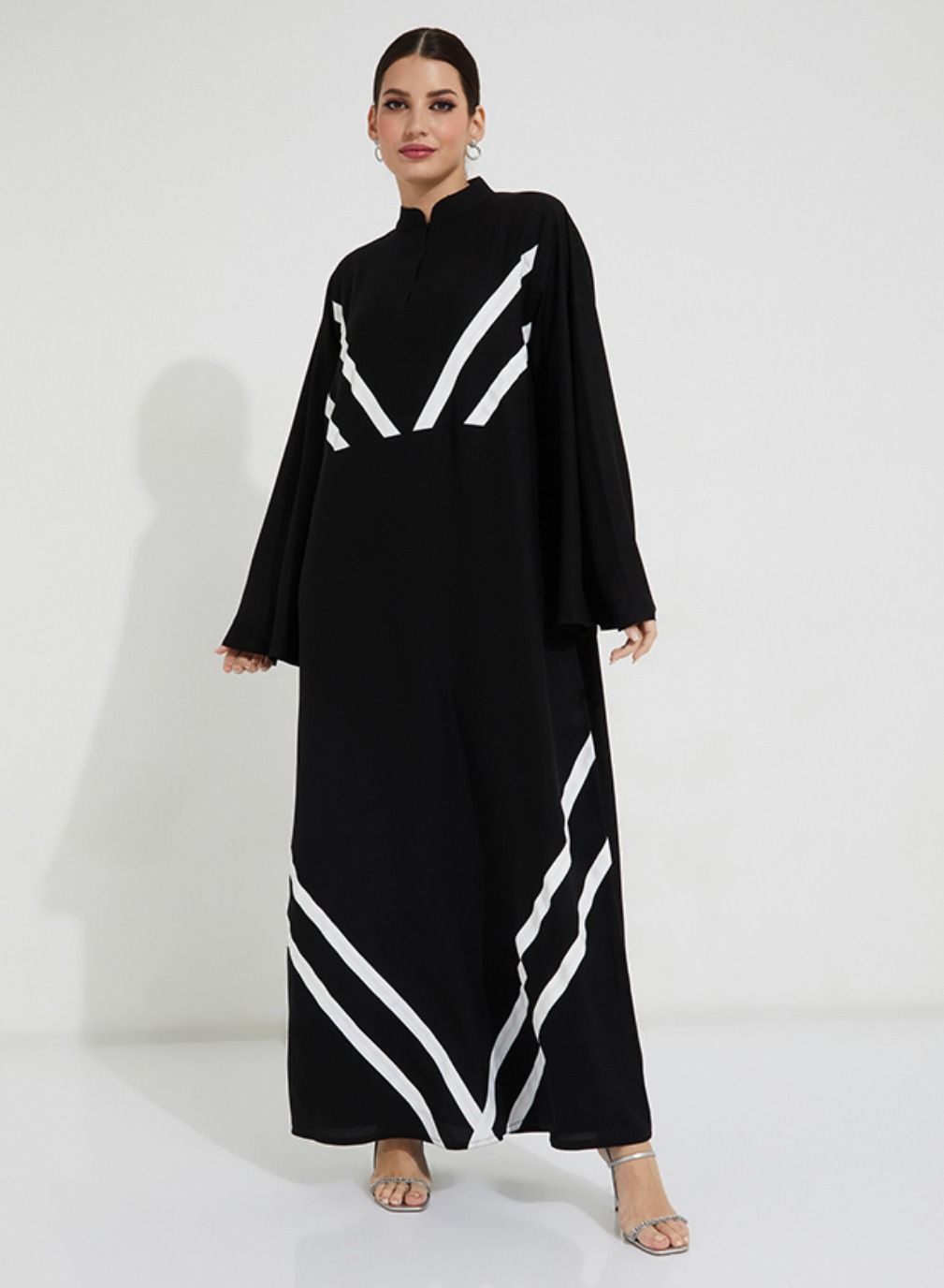 Rosette Abaya Abaya Embellished white line Detail | Best Price UAE ...