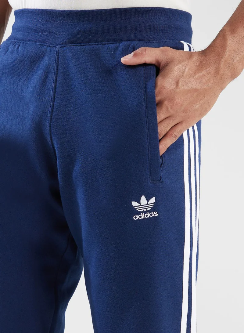 اشتري اديداس اوريجينالز بنطال مزين بـ 3 خطوط في السعودية