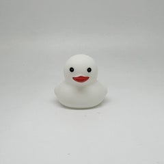Generic Bathing and splashing water yellow duck pinch call sound baby ...