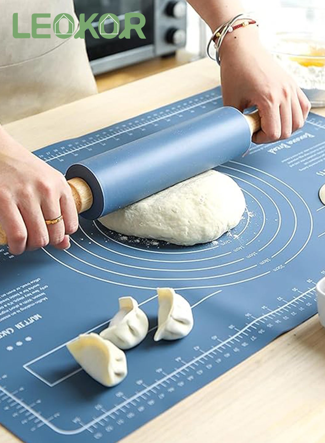 LEOKOR 2 Pcs Silicone Baking Mat, Reusable Nonstick Bakeware Mats with ...