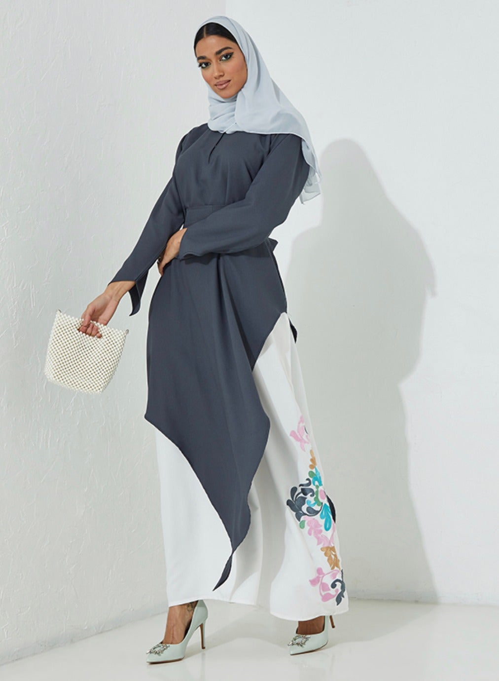 Rosette Abaya motifs abaya | Best Price UAE | Dubai, Abu Dhabi