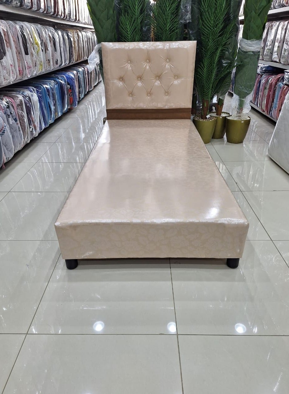 Other Manufacturer Luxurious wooden double-sided box bed, size 200*200 ...