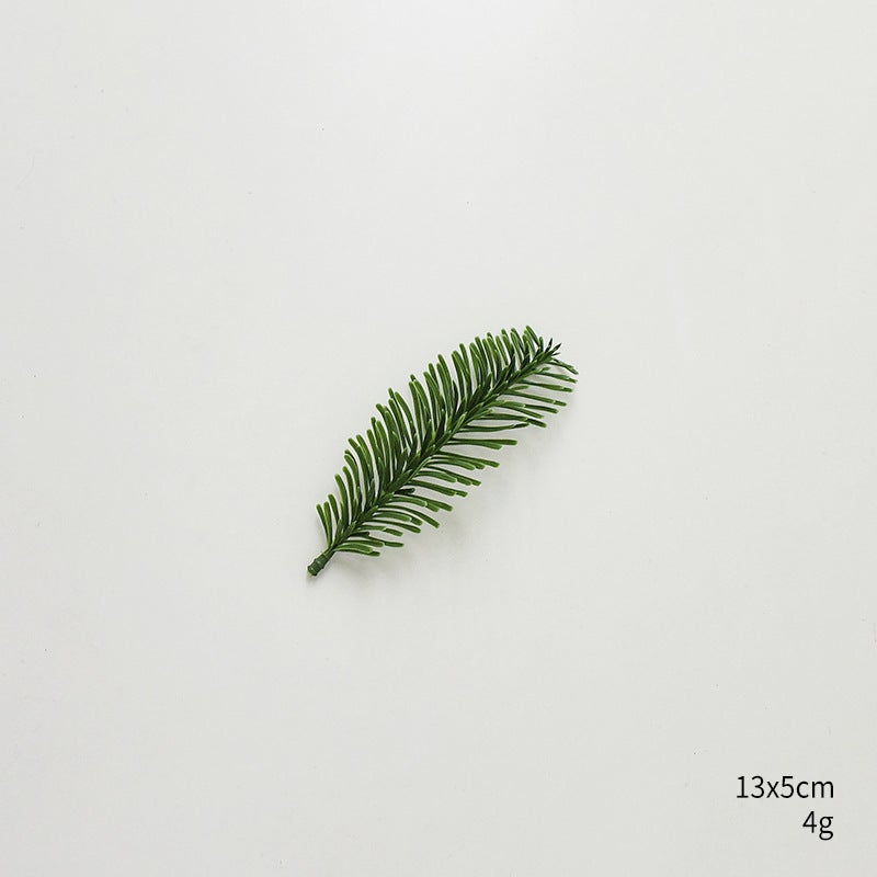 Generic Christmas Simulation Leaves Cuttings Decoration Pine And ...