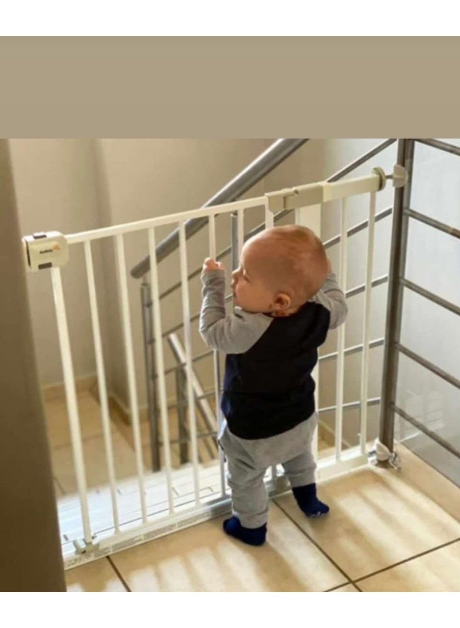 Generic Manual lockable child safety gate - push-button installation ...